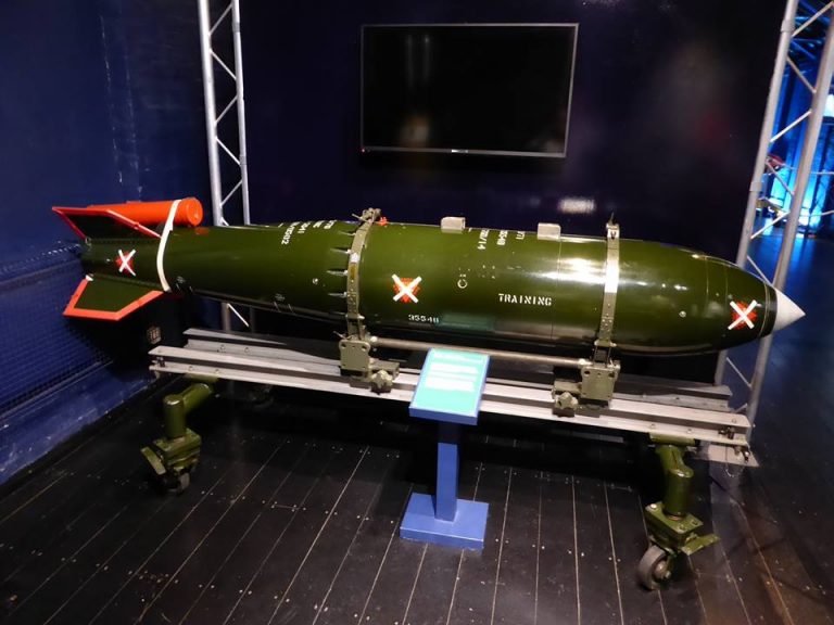 Bomba nuclear - angelplora